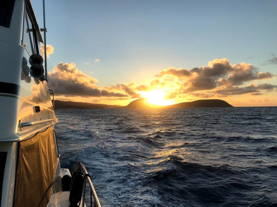 Private Honolulu Sunset Cruise: The ultimate ocean adventure - Inside ...